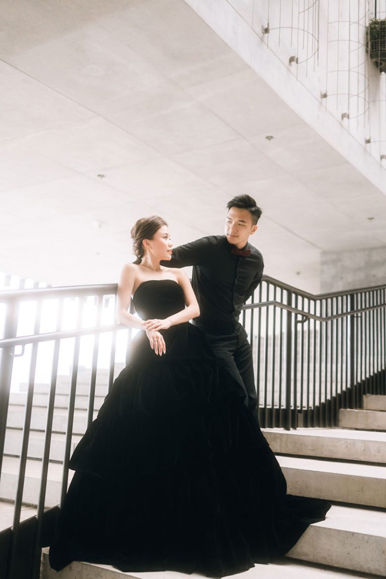 Stylish Black and White Outdoor Pre-wedding Shoot | Bride and Breakfast HK