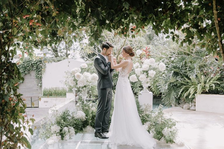 A Dreamy, All-White Styled Shoot at Uma Kalai, Bali - Bride and ...